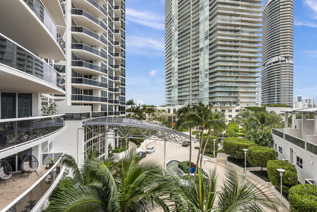 3 Bedroom Luxury Condos — Simply SoFi